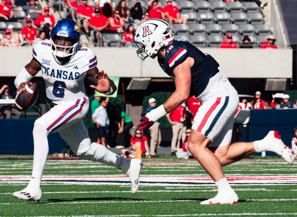 Kansas falls 24-20 to Arizona after Wildcats’ last-minute touchdown ...